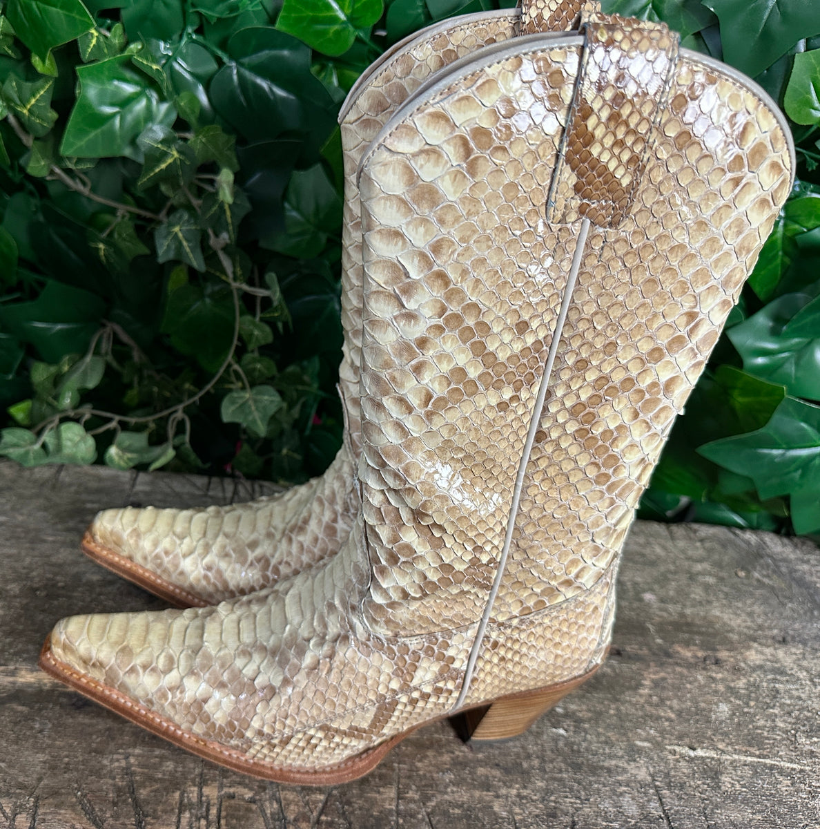 Bijna Nieuwe Python laars van Sendra maat 37 – Lotteshoes4you